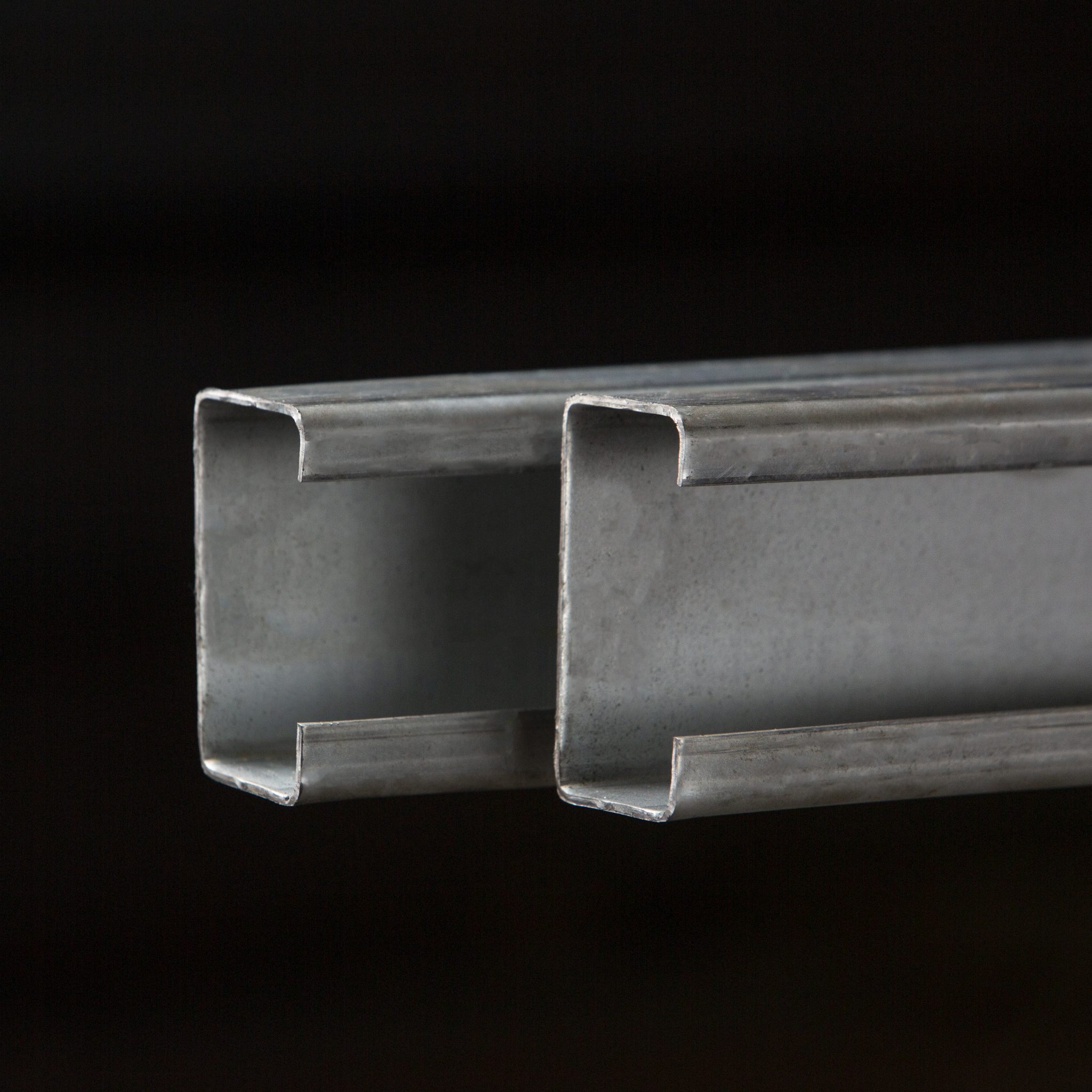 Perfil Galvanizado en C – HIERROMAT | hierromat.com.uy